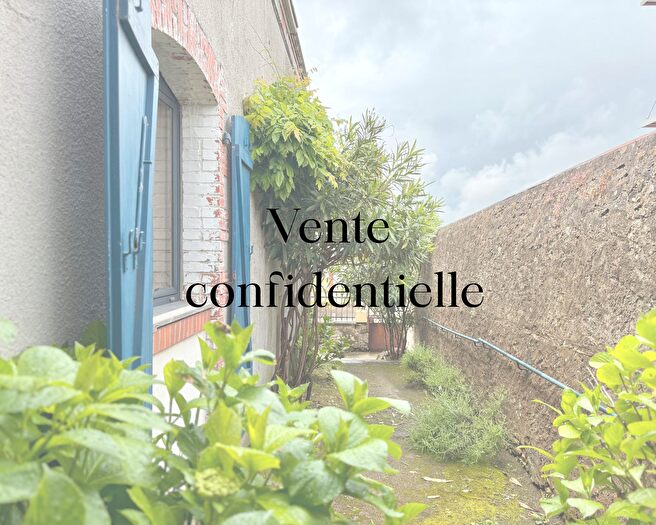 Maison à vendre - Challans, Centre-ville - 5 pièces - 2 chambres