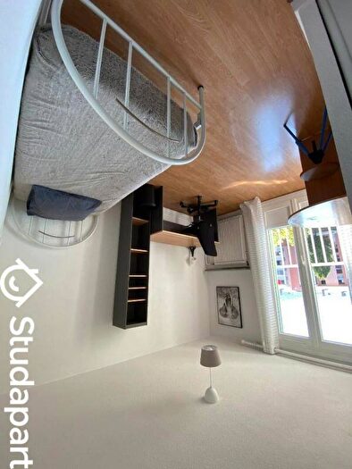 Appartement à louer - Abbaye, Grenoble - 1 pièce - 1 chambre