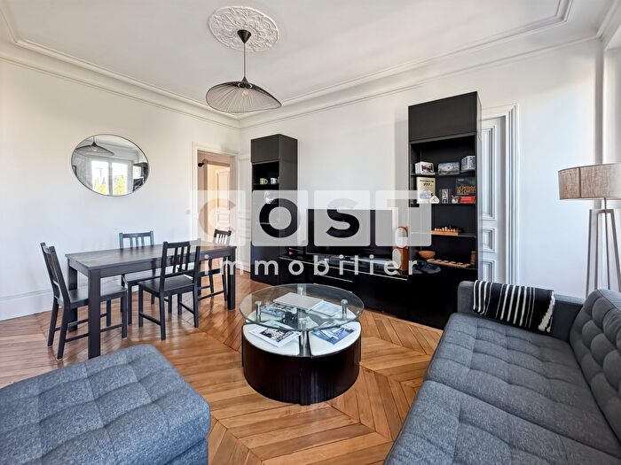 Appartement 3 pièces à Asnières-sur-Seine, Centre-ville, à vendre