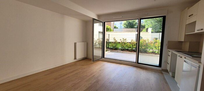 Appartement 1 pièce à Espaces Jeunes, Issy-les-Moulineaux, à louer