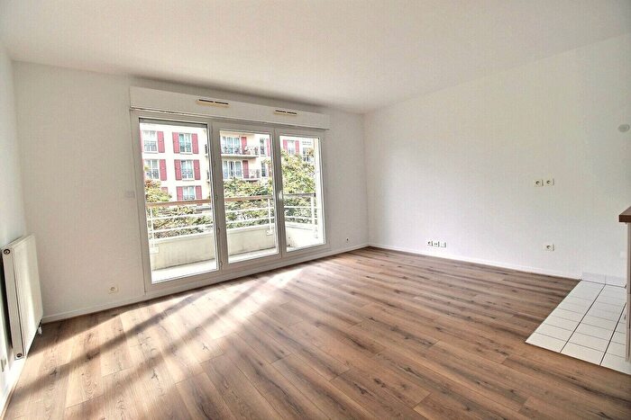 Faubourg de lArche, Courbevoie - Appartement 1 pièce à louer