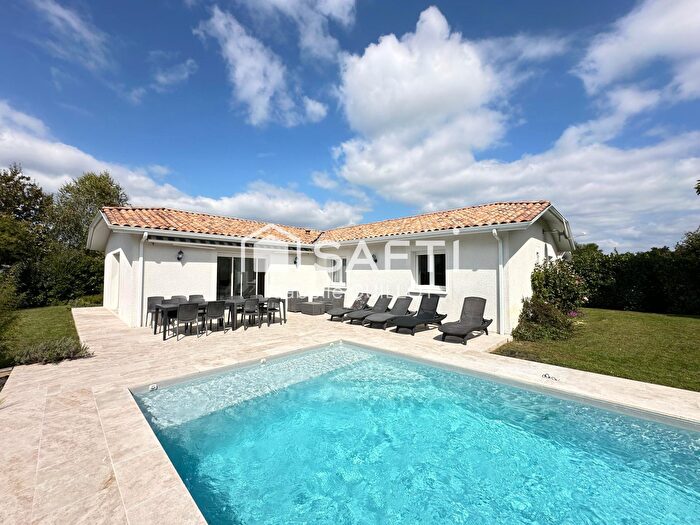 Maison à vendre - Audenge - 5 pièces - 4 chambres