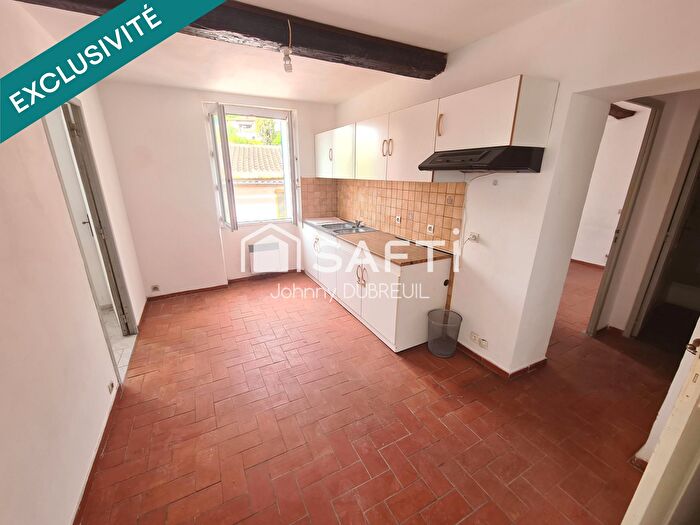 Appartement 3 pièces à Carnoules, à vendre