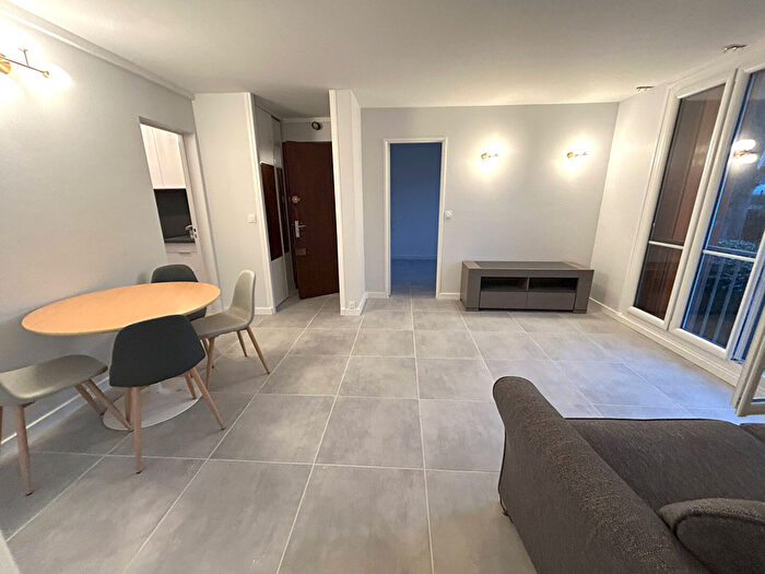 Appartement à louer - Antony, Croix de Berny - 4 pièces - 3 chambres