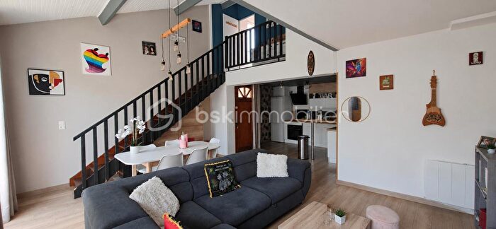 Maison 4 pièces à Jaunay-Clan, à vendre