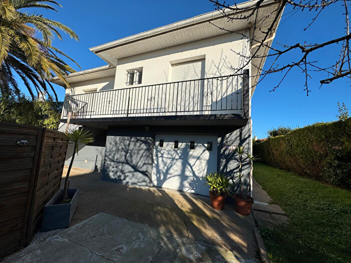 Maison à vendre - Anglet, Chambre dAmour - 7 pièces - 5 chambres