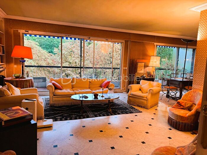 Appartement à vendre - Sceaux, Houdan, Curie, Charaire - 5 pièces - 3 chambres