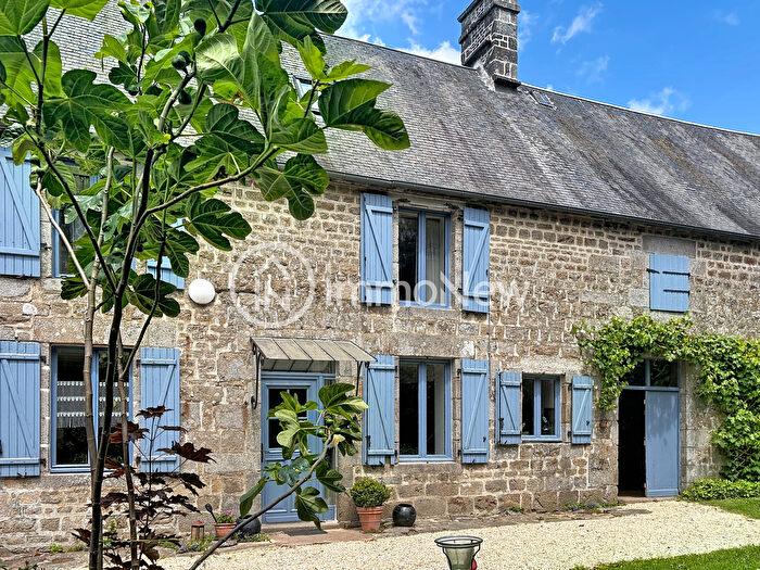 Saint-Clément-Rancoudray : Maison 5 pièces à vendre