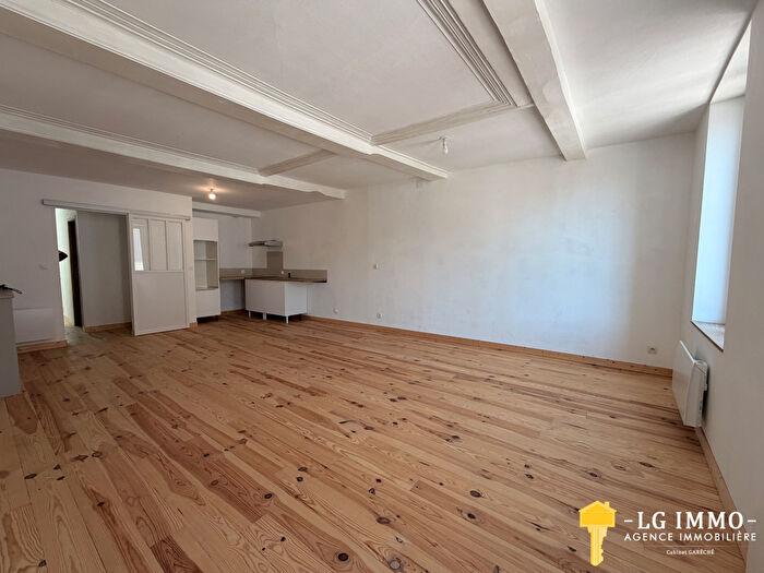 Mirambeau : Appartement 4 pièces à louer