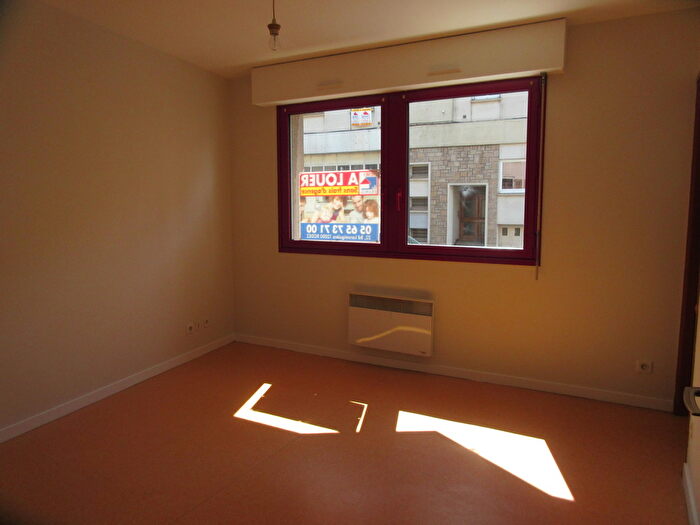 Appartement 1 pièce à louer à Rodez, Cité Lalande