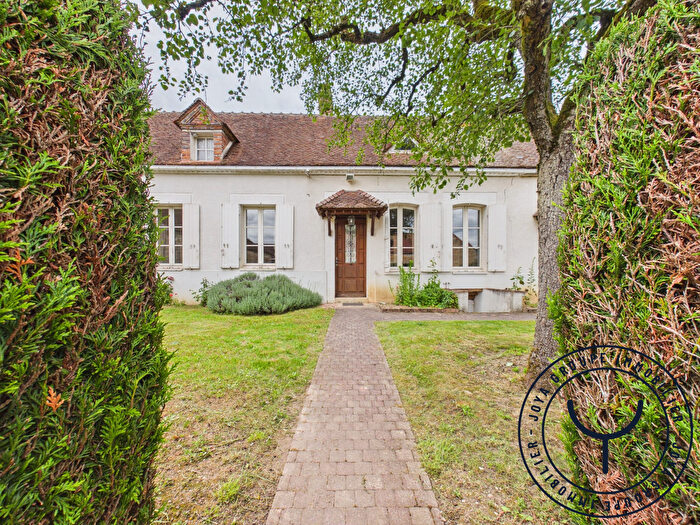 Maison 5 pièces à Planty, à vendre