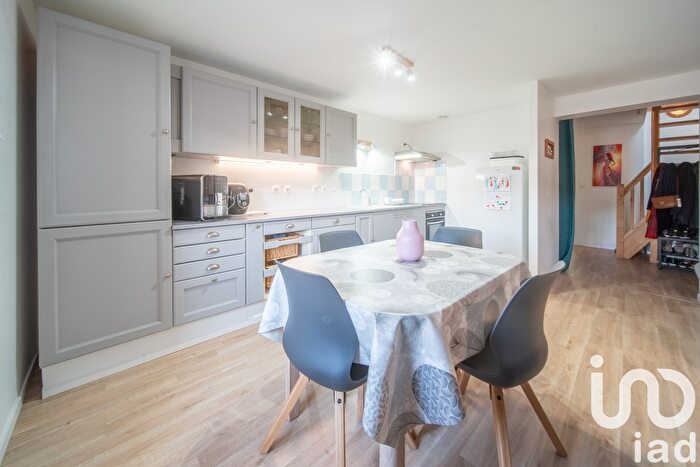 Appartement à vendre - Audun-le-Tiche - 4 pièces - 2 chambres