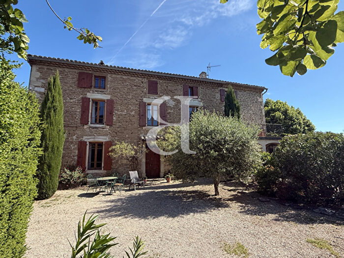 Maison 9 pièces à Grillon, à vendre