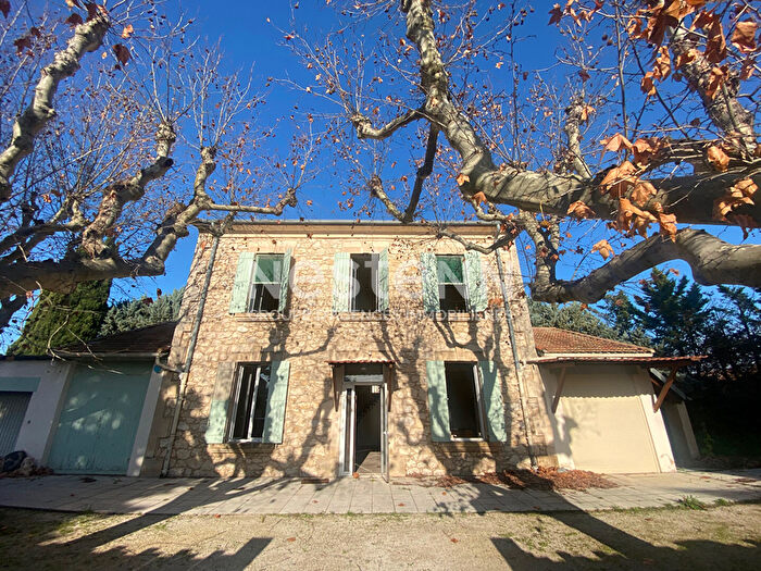 Maison à vendre - Cavaillon, Basses Ferrailles, Jas, Hautes Ferrailles - 5 pièces - 3 chambres