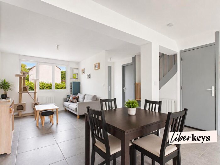 Maison 5 pièces à Cuincy, à vendre
