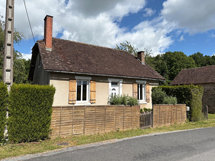 Maison à vendre - Coussac-Bonneval - 4 pièces - 3 chambres