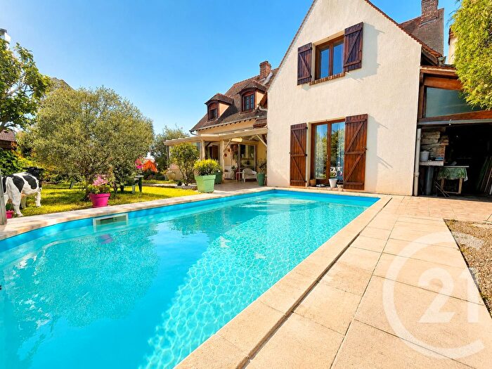 Magnanville : Maison 8 pièces à vendre