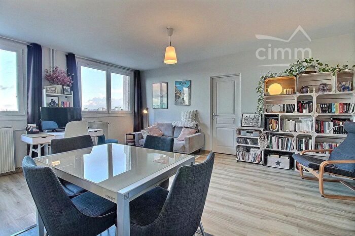 Appartement à vendre - Tours, Rives du Cher - 2 pièces - 1 chambre