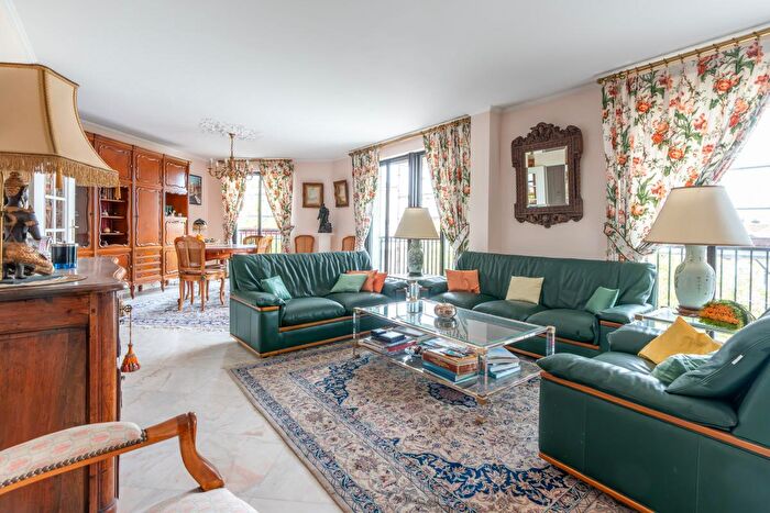 Joinville-le-Pont, Vautier : Appartement 5 pièces à vendre