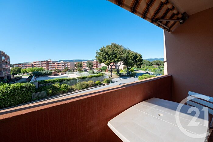Bormes-les-Mimosas, La Favière, Le Gau, Cap-Bénet, Cabasson, Plages : Appartement 2 pièces à vendre