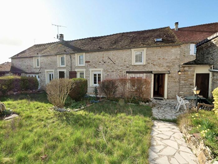 Maison à vendre - Sivry-Courtry - 6 pièces - 5 chambres