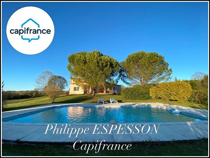 Maison à vendre - Saint-Pardoux-Isaac - 6 pièces - 4 chambres