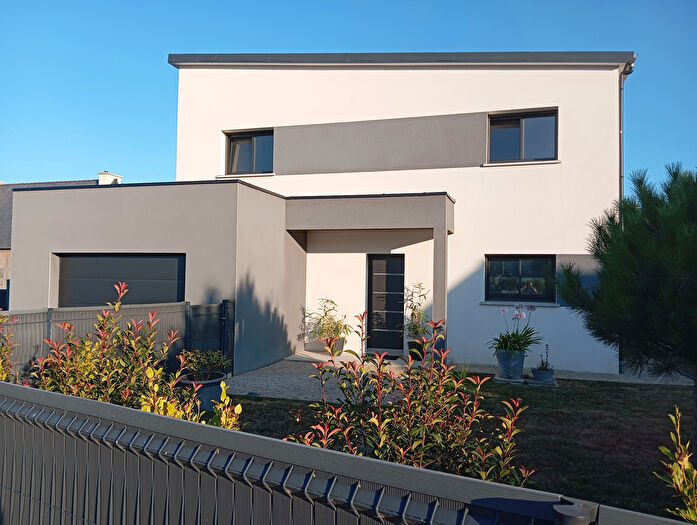 Maison 6 pièces à vendre à Bobital