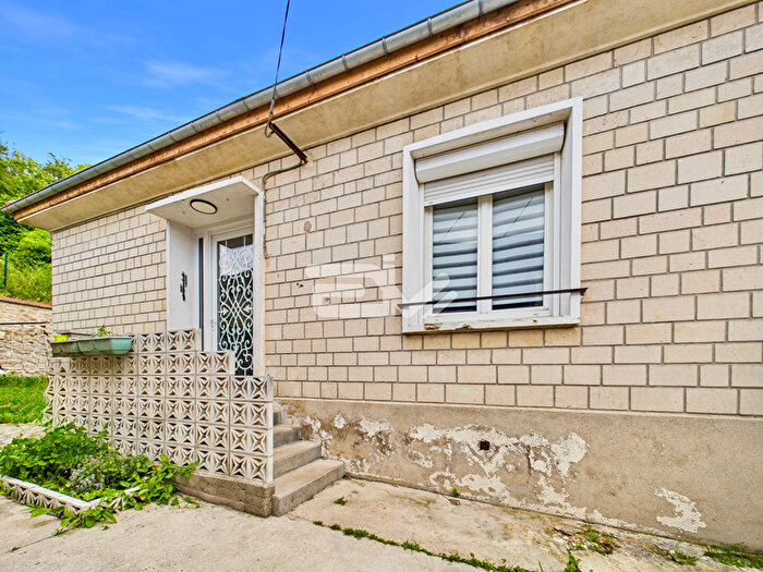 Maison 5 pièces à vendre à Vauxcéré