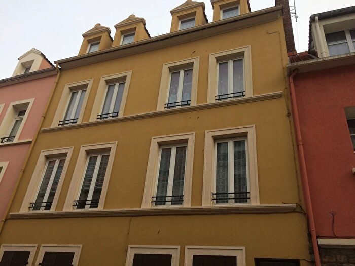 Appartement à louer - Boulogne-sur-Mer, Basse-ville - 3 pièces - 2 chambres