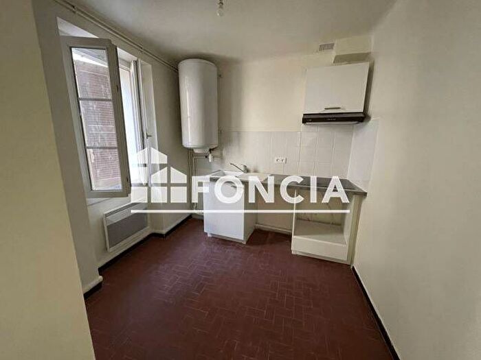 Centre Ville, Le Beausset - Appartement 3 pièces à louer
