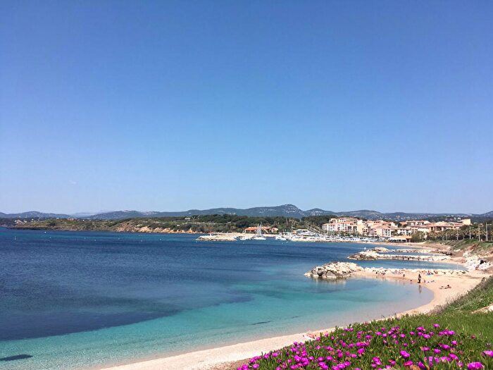 Six-Fours-les-Plages, Font de Fillol, Rayolet, Le Brusc : Appartement 2 pièces à vendre