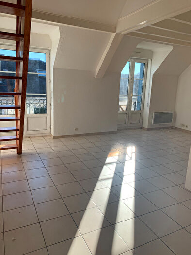 Pau, Centre-ville : Appartement 4 pièces à louer