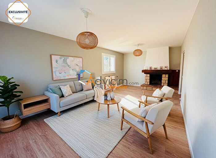 Maison à vendre - Saint-Denis-en-Val - 7 pièces - 5 chambres