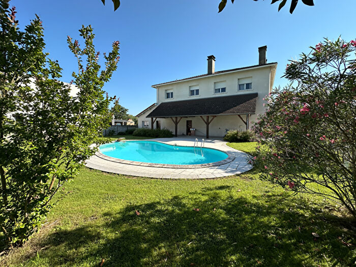 Maison à vendre - Gelos - 10 pièces - 5 chambres