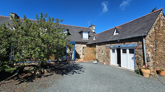 Maison 7 pièces à vendre à Plouézec
