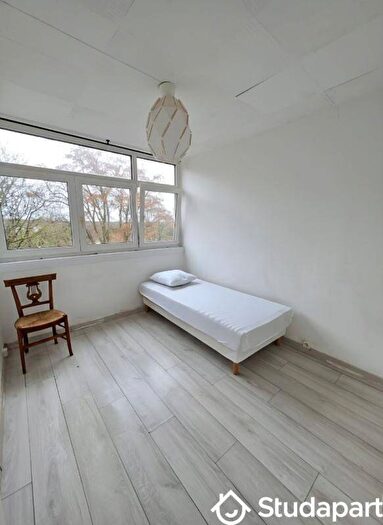 Appartement à louer - Village, Évry-Courcouronnes - 1 pièce - 1 chambre