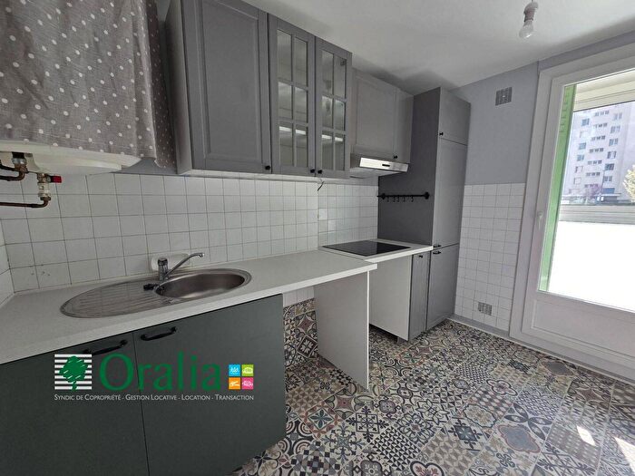 Appartement à louer - Abbaye, Grenoble - 3 pièces - 2 chambres