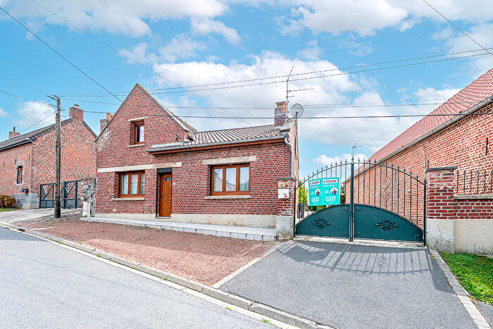 Maison 10 pièces à vendre à Sebourg