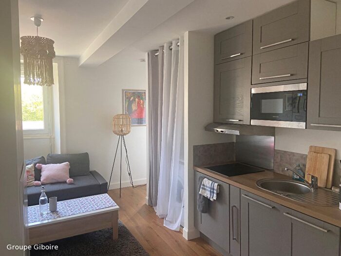 Quartiers Centre, Centre-ville - Appartement 2 pièces à louer