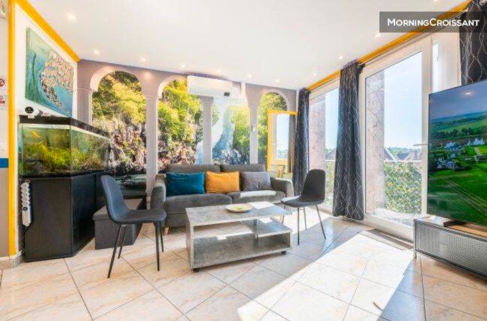 Rive Droite-Apport Paris Gare, Corbeil-Essonnes : Appartement 6 pièces à louer