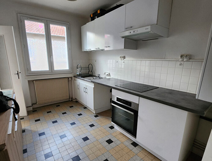 Chamalières, Les Roches : Appartement 3 pièces à louer