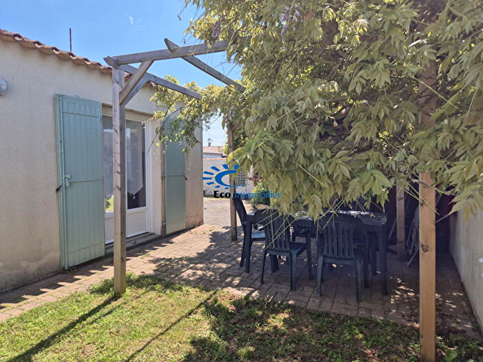 Maison à vendre - Sainte-Marie-de-Ré - 3 pièces - 2 chambres