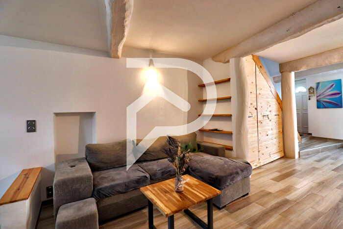 Maison à louer - Rians - 3 pièces - 2 chambres