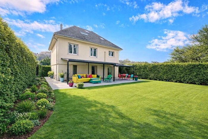 Maison à vendre - Créteil, Val de Brie - 6 pièces - 5 chambres