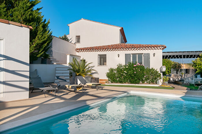 Maison 6 pièces à vendre à Ginasservis
