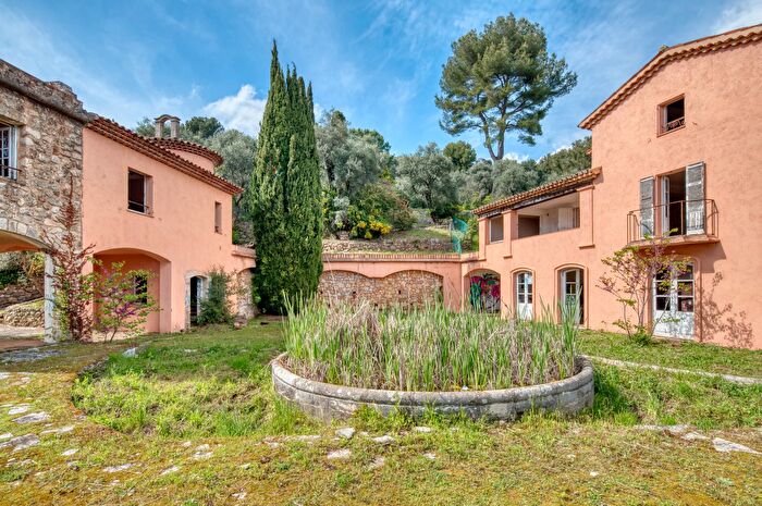 Maison à vendre - Grasse, Saint-François - 14 pièces - 10 chambres