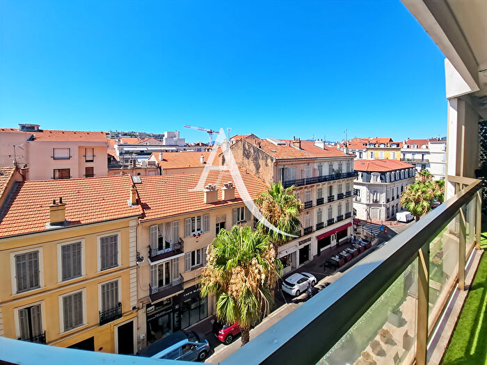 Appartement à vendre - Cannes, Centre-ville - 2 pièces - 1 chambre