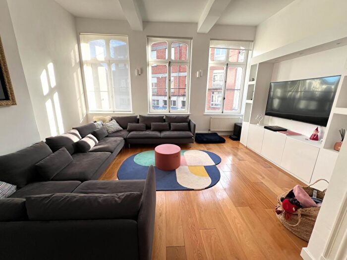 Maison à vendre - Valenciennes - 10 pièces - 4 chambres