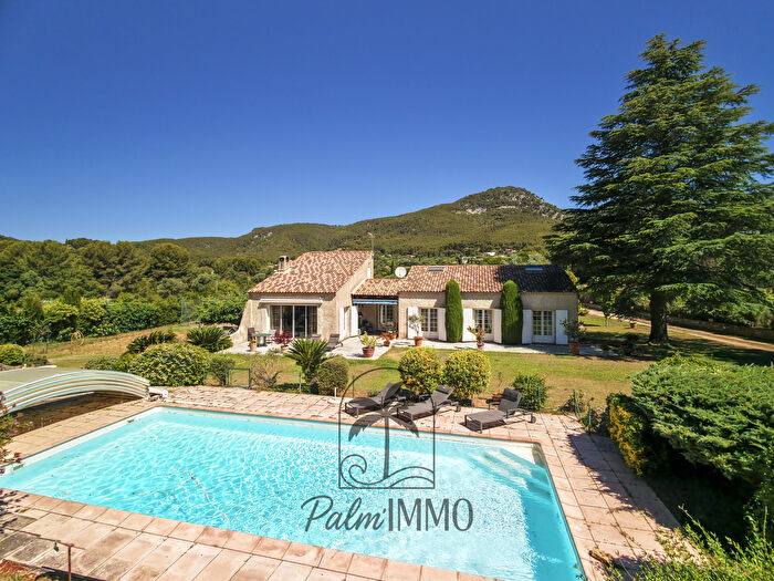 Maison 7 pièces à Sanary-sur-Mer, Pierredon, Boucène, La Piole, Le Lançon, La Bernarde, à vendre