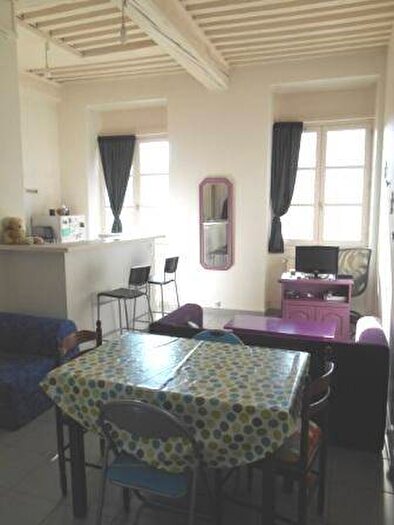 Appartement à louer - Saint Louis, Lyon ème arrondissement - 3 pièces - 2 chambres